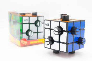 Evgeniy Button Cube (2-Holes, 1/2) – TheCubicle